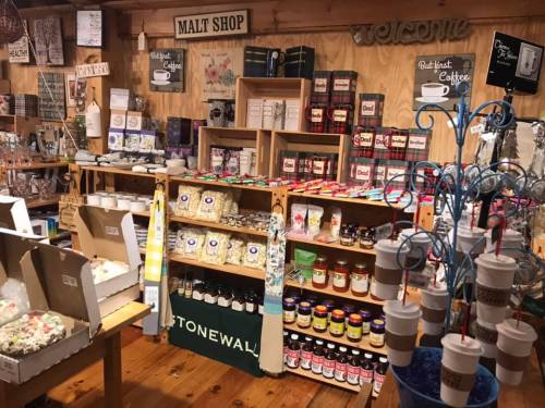 Imagine: A Massive Gift Shop In Warren, Rhode Island