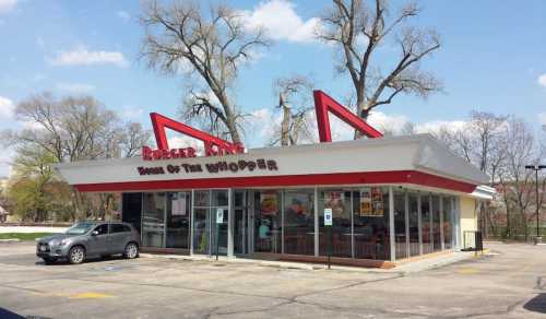The Burger King In Naperville Is Wonderfully Retro