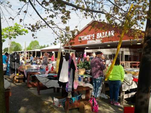 Spence's Bazaar In Dover Is The Best Flea Market In Delaware