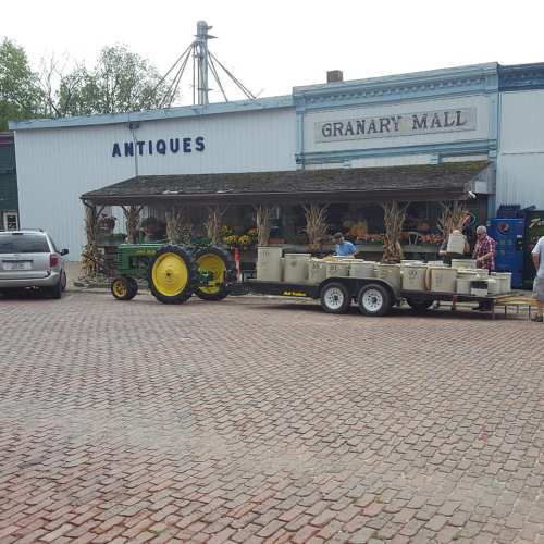 Walnut, Iowa Antique Stores: Some Of The Best In The U.S.