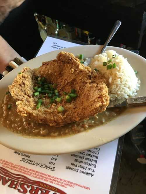 Where To Eat: Rivershack Tavern In Louisiana