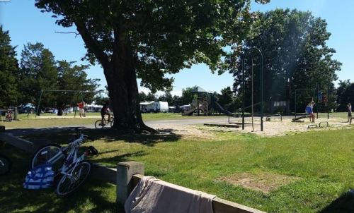 Hammonasset Beach Campground: Ultimate Family Camping in CT