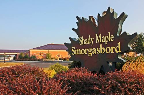 Shady Maple Smorgasbord: Largest Buffet In Pennsylvania