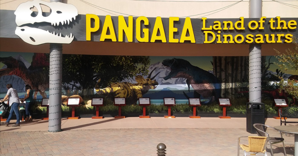 Walk With The Dinosaurs At This Prehistoric Park In Arizona