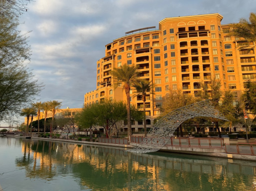 Arizona Canal Is A Beautiful River Walk In Scottsdale