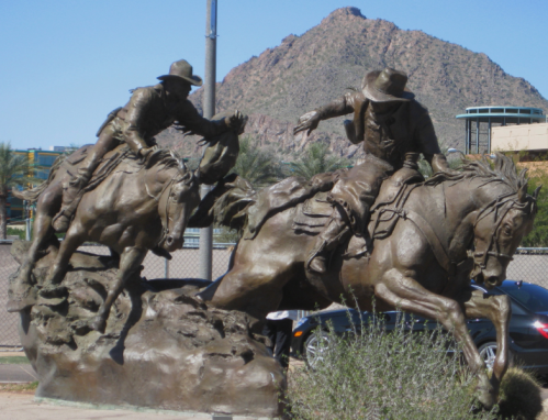 Arizona Canal Is A Beautiful River Walk In Scottsdale