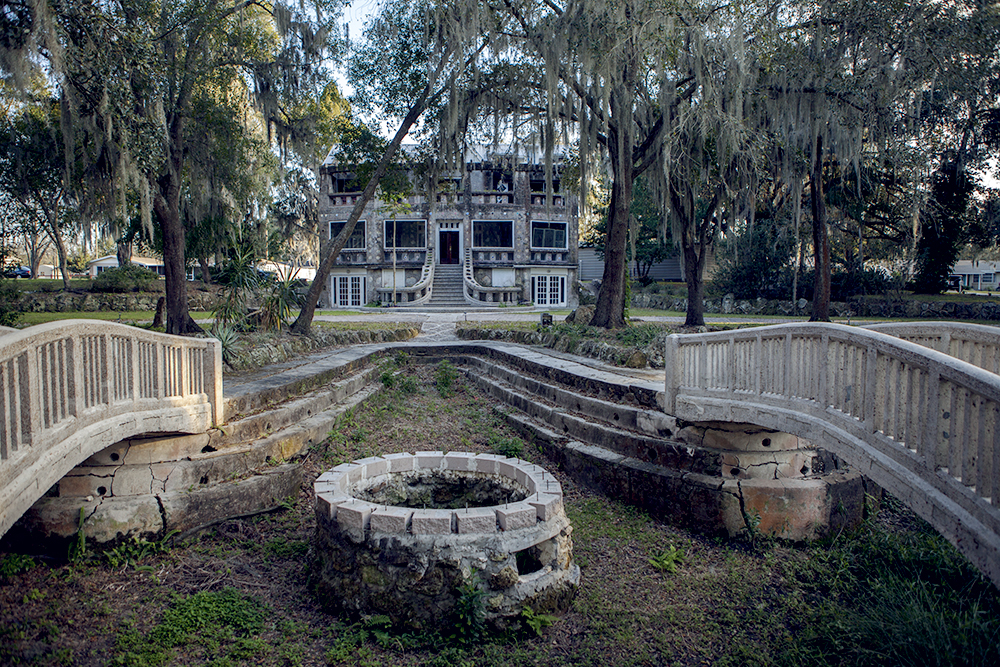 Explore The Wonder House in Bartow, Florida