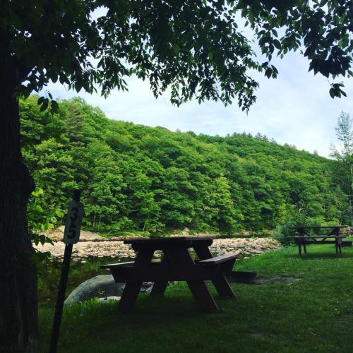 Deerfield River Camping And Tubing In Massachusetts