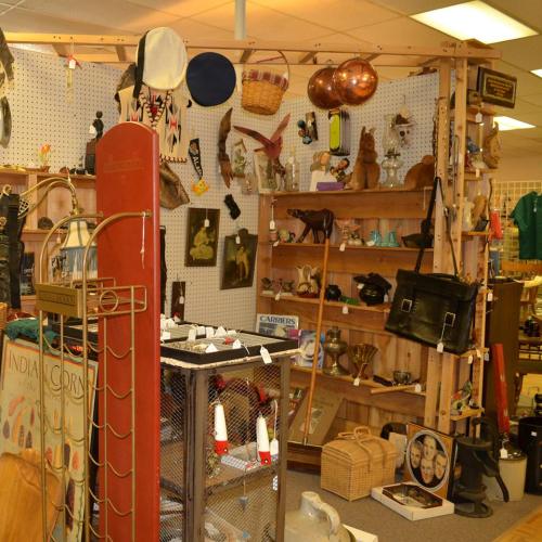 Poppy's Antique Mall and Flea Market Is The Best In Missouri
