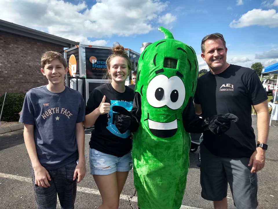 Munch On Pickles All Day Long At The Fried Pickle Festival In Tennessee