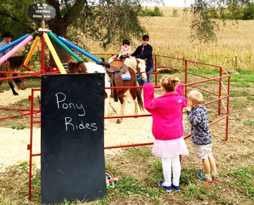 Junkstock's Fall Flea Market In Waterloo, Nebraska Is A Must-Visit