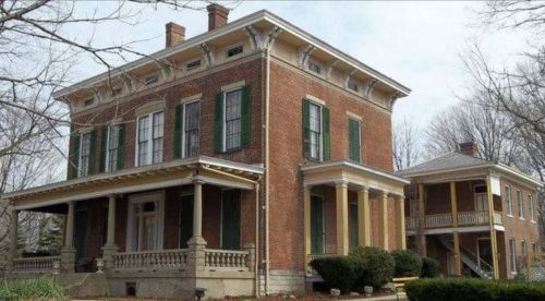 Here Are 7 Of The Most Haunted Places In Indiana