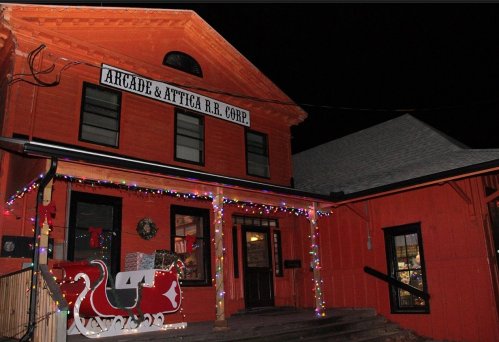 The Arcade & Attica Christmas Train Ride Near Buffalo Is Magical