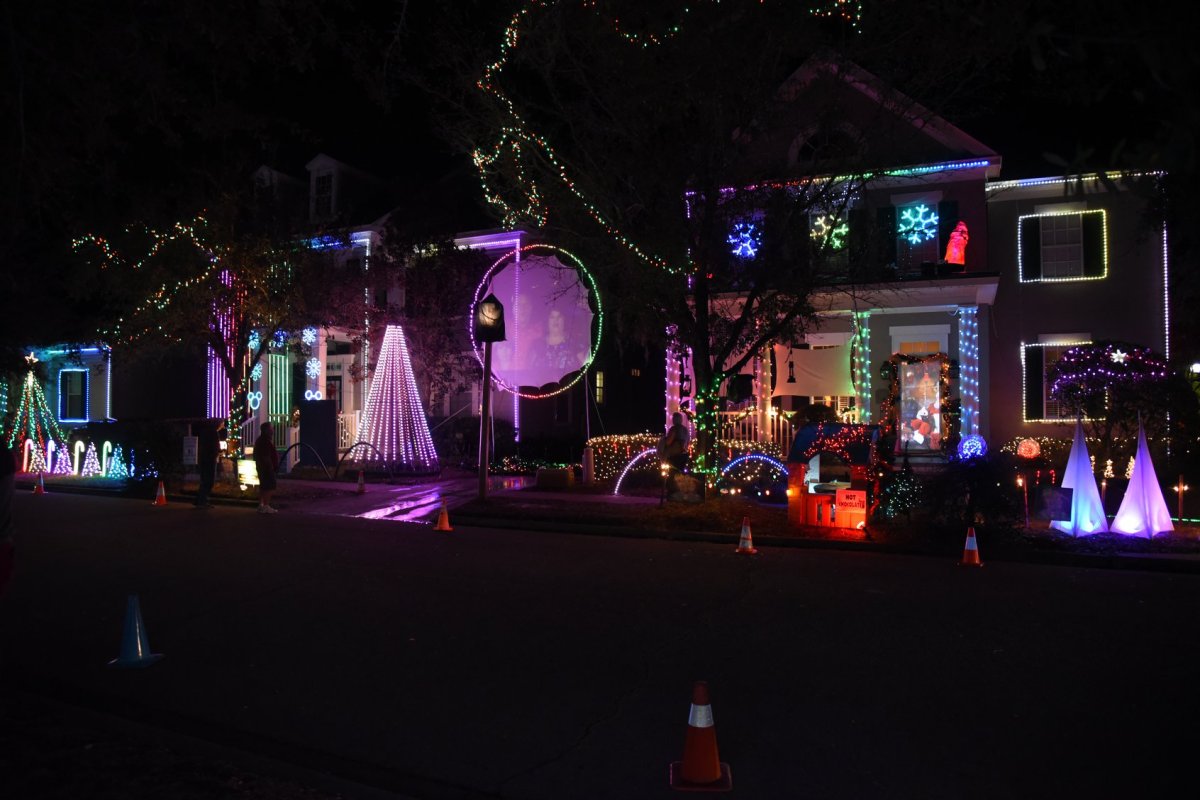 The Lights on Jeater Bend Is An Annual Favorite