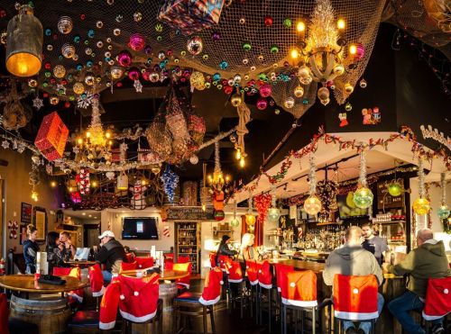 Christmas Themed Restaurant In Maryland: Mutiny Scratch Kitchen