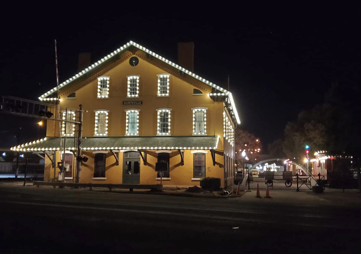 Visit Santa’s Village In Alabama This Christmas Season For A Magical ...