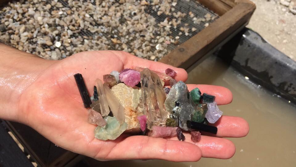 Dig For 8 Different Types Of Authentic Gemstones At Oceanview Mine In ...