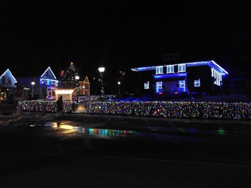 Ivoryton: One Of The Best Christmas Towns In Connecticut