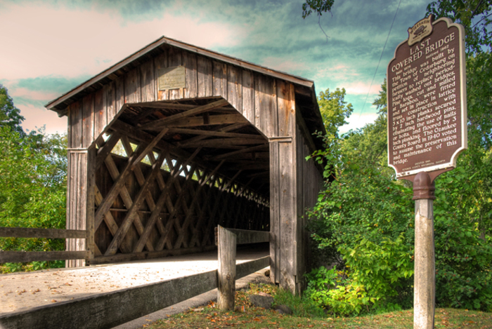 The Cedarburg Bridge: The Oldest Covered Bridge In Wisconsin