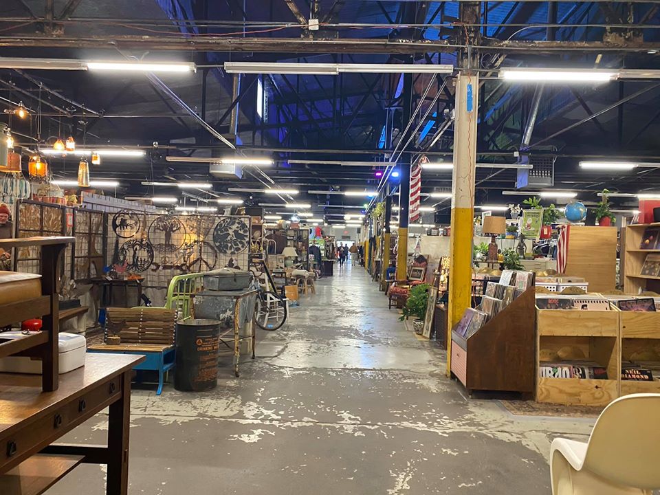 Fleur De Flea Is The Coolest Flea Market In Kentucky