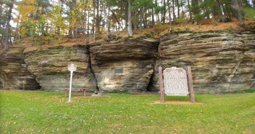 Hike Right Through One Of The Amazing Landforms In Wisconsin