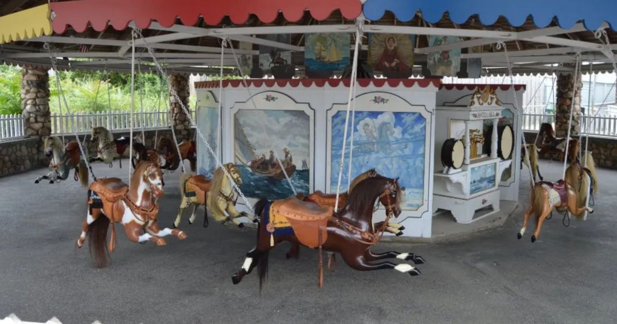 The Oldest Carousel In America Is Located Right Here In Rhode Island