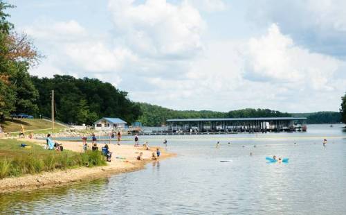 6 Of The Best Beaches In Missouri: Visit This Summer