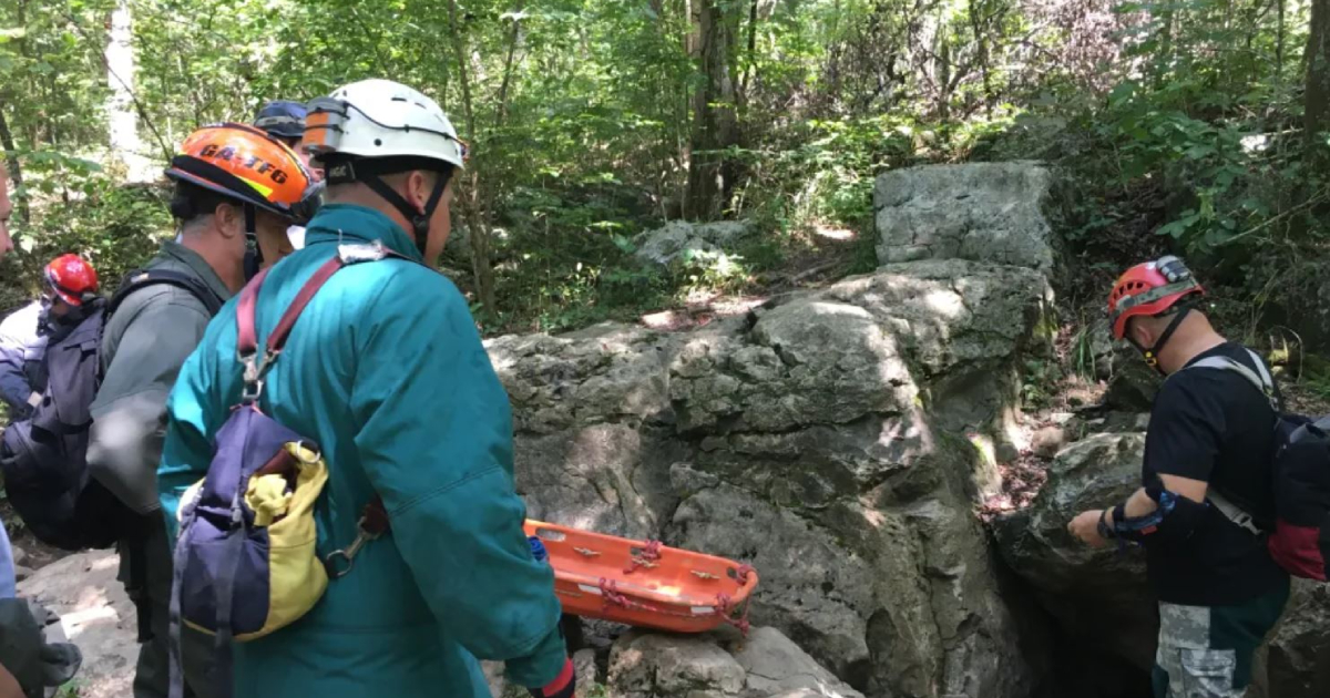 Add A Cave Tour Of Pettyjohn Cave In Georgia To Your Bucket List