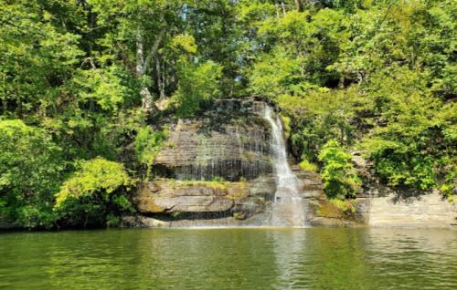 Take This Waterfall Road Trip In Mississippi