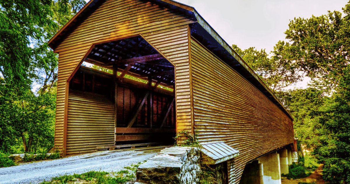 Here Are 4 Of The Most Beautiful Virginia Covered Bridges To Explore ...