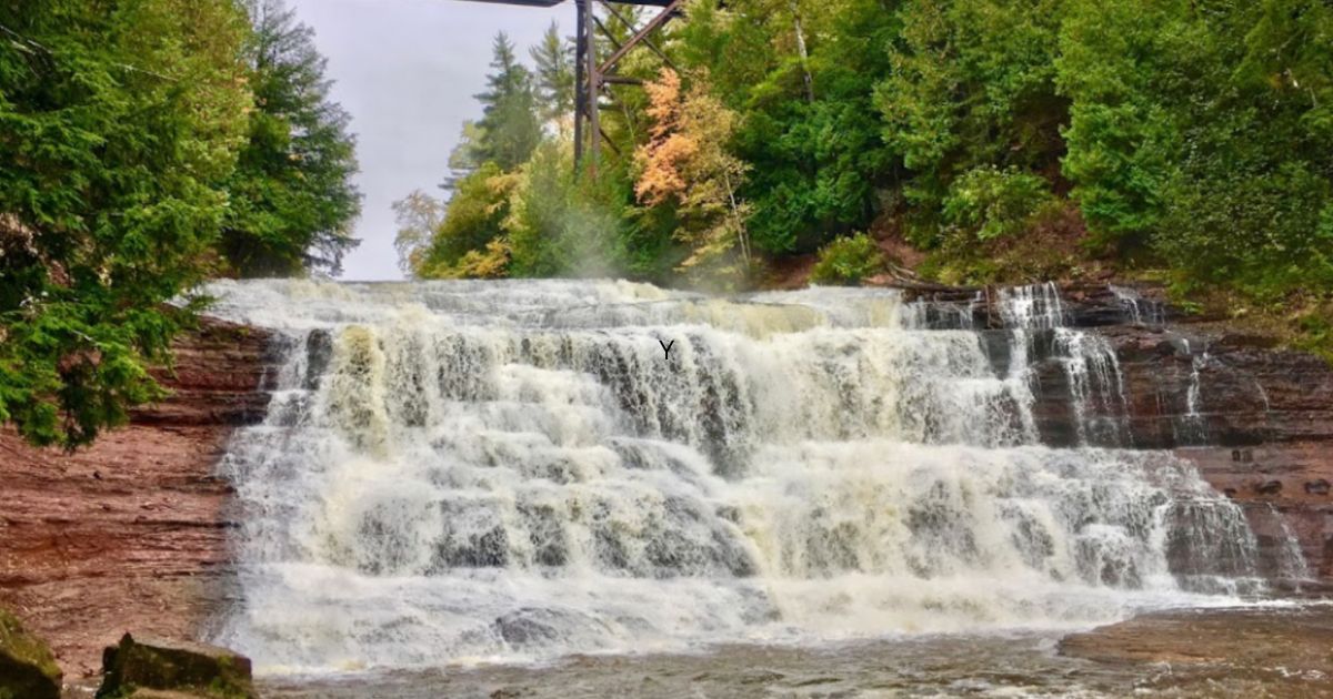 Agate Falls In Michigan Is A Beautiful Autumn Destination