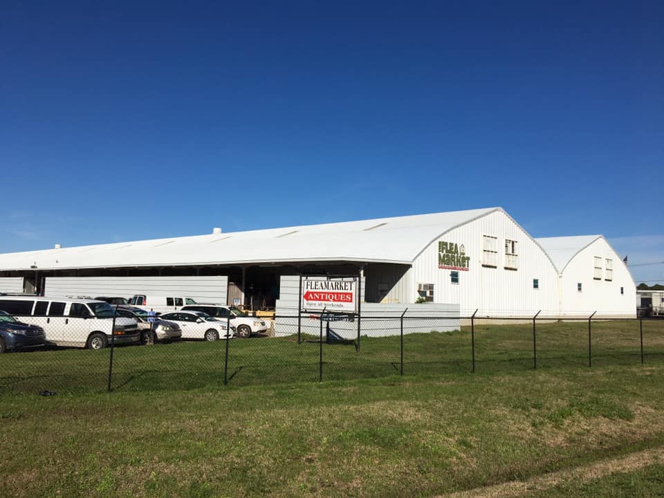 Check Out Flowood Antique Flea Market in Flowood, Mississippi