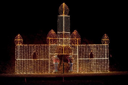 The Best Drive-Thru Holiday Lights in West Virginia Are in Bluefield