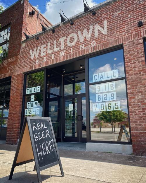 Rent A Heated Igloo At Welltown Brewing's Iglootown In Oklahoma