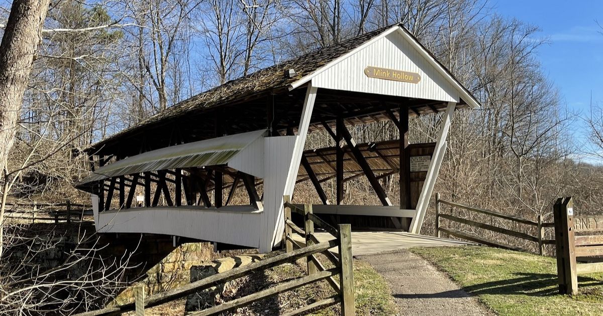 Hike To Jacob’s Ladder At Christmas Rocks State Nature Preserve In Ohio ...