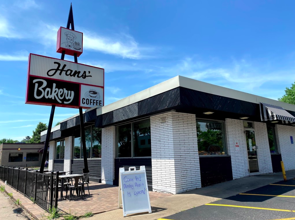 Enjoy A Donut The Size Of Your Head At Hans’ Bakery In Minnesota