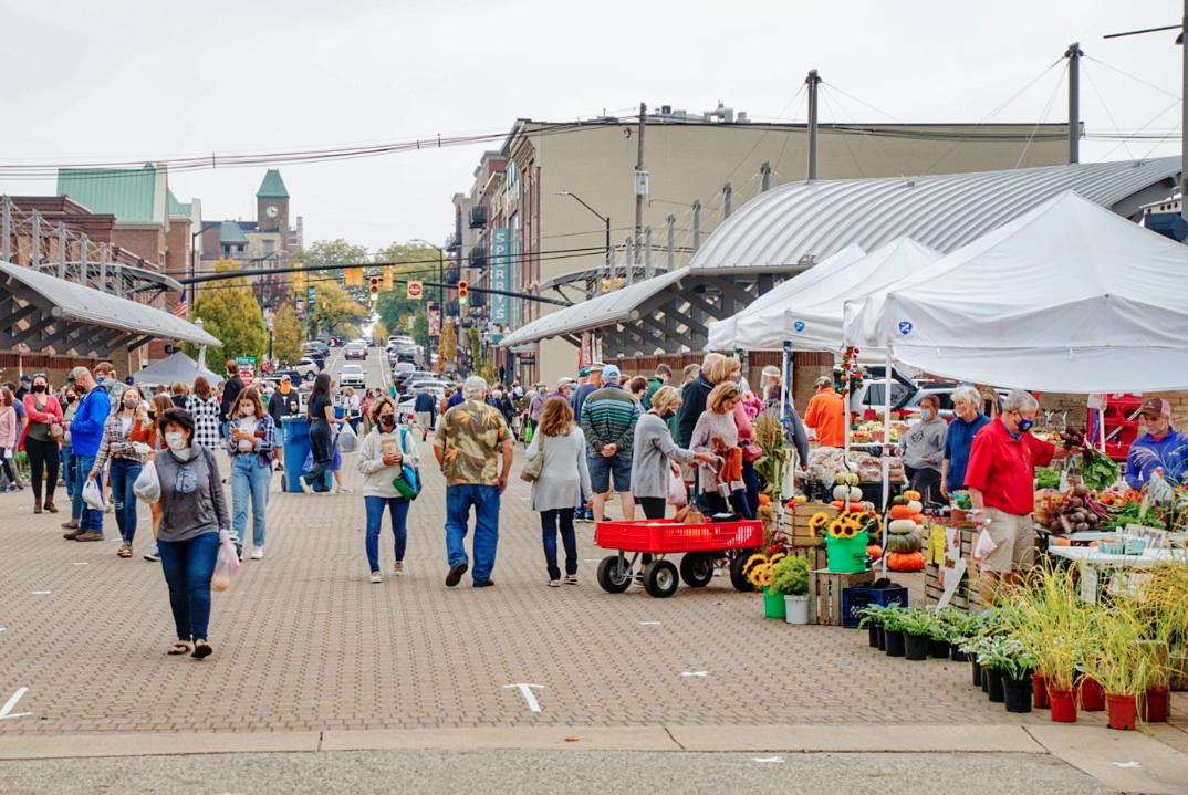 The Winter Outdoor Market In Holland Offers Endless Freshness