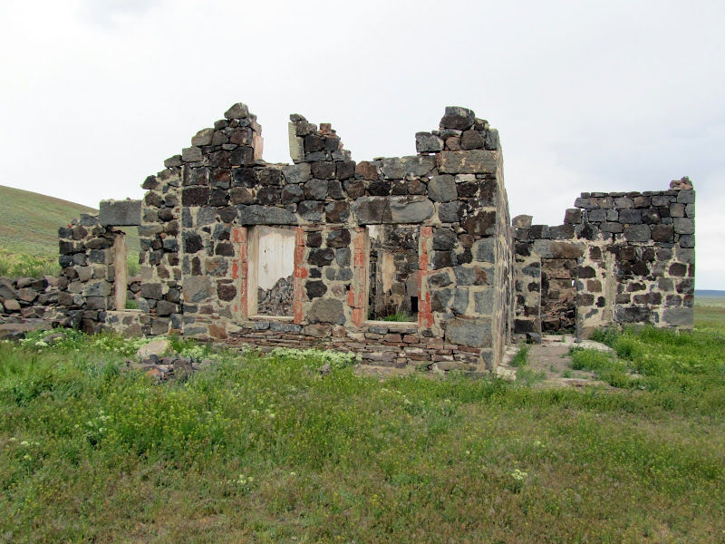 Visit These Fascinating Ghost Town Ruins In Idaho For An Adventure