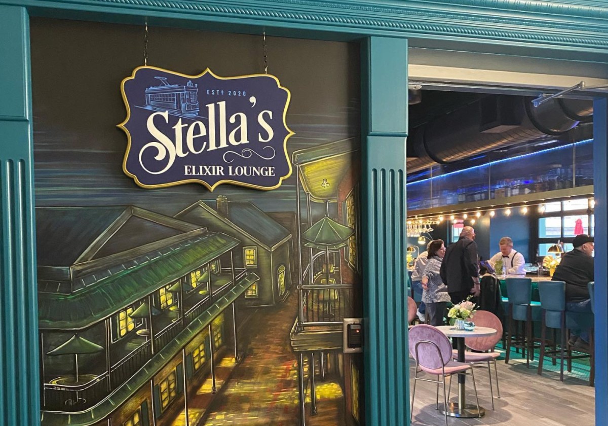 Stella's Elixir Lounge: A New Swanky Rooftop Bar In Alabama