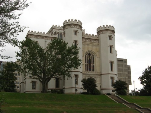 The 7 Coolest Castles In Louisiana Are Fascinating Historic Sites