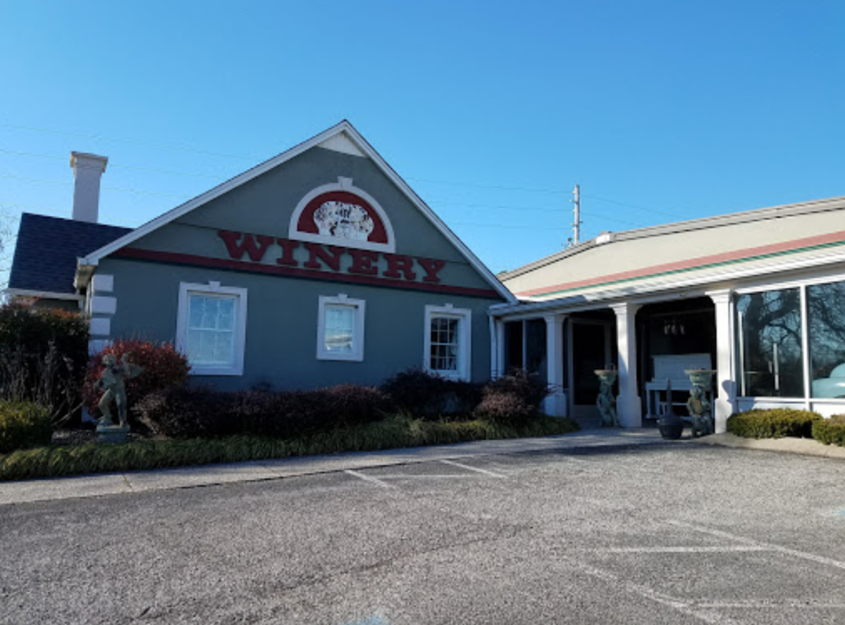 The Award-Winning Sumner Crest Winery In Tennessee Is The Perfect ...