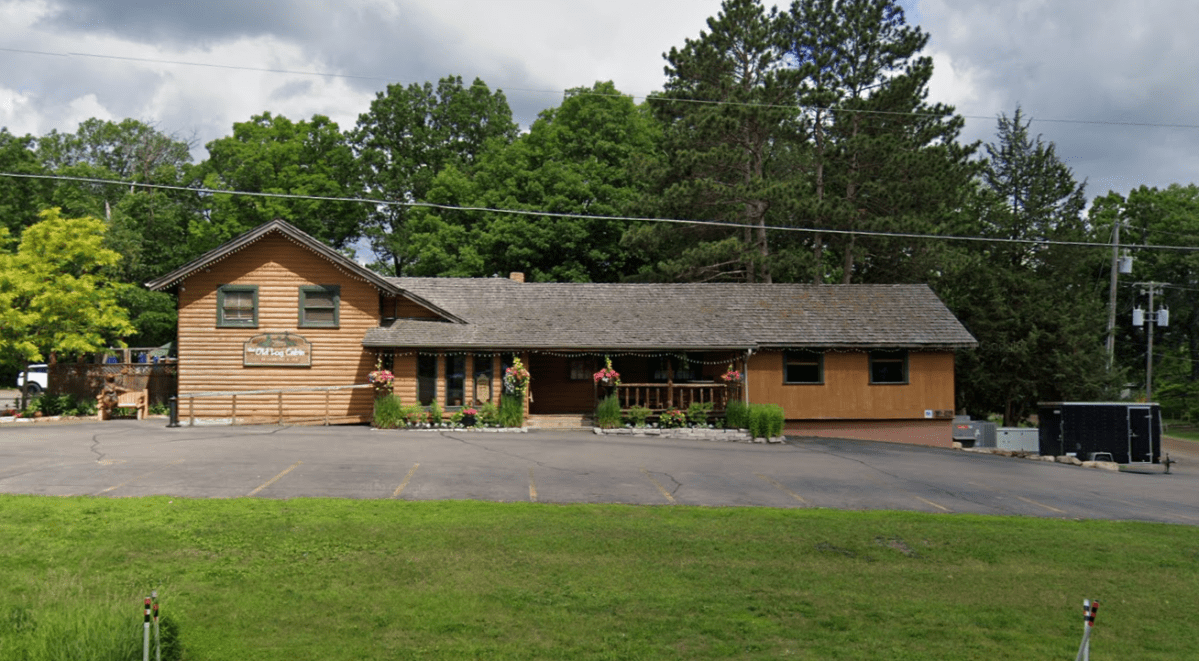 Old Log Cabin Is A Minnesota Restaurant With A Cult Following