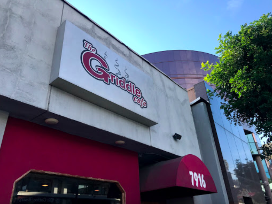 The Griddle Cafe In SoCal Serves Frisbee-Sized Pancakes