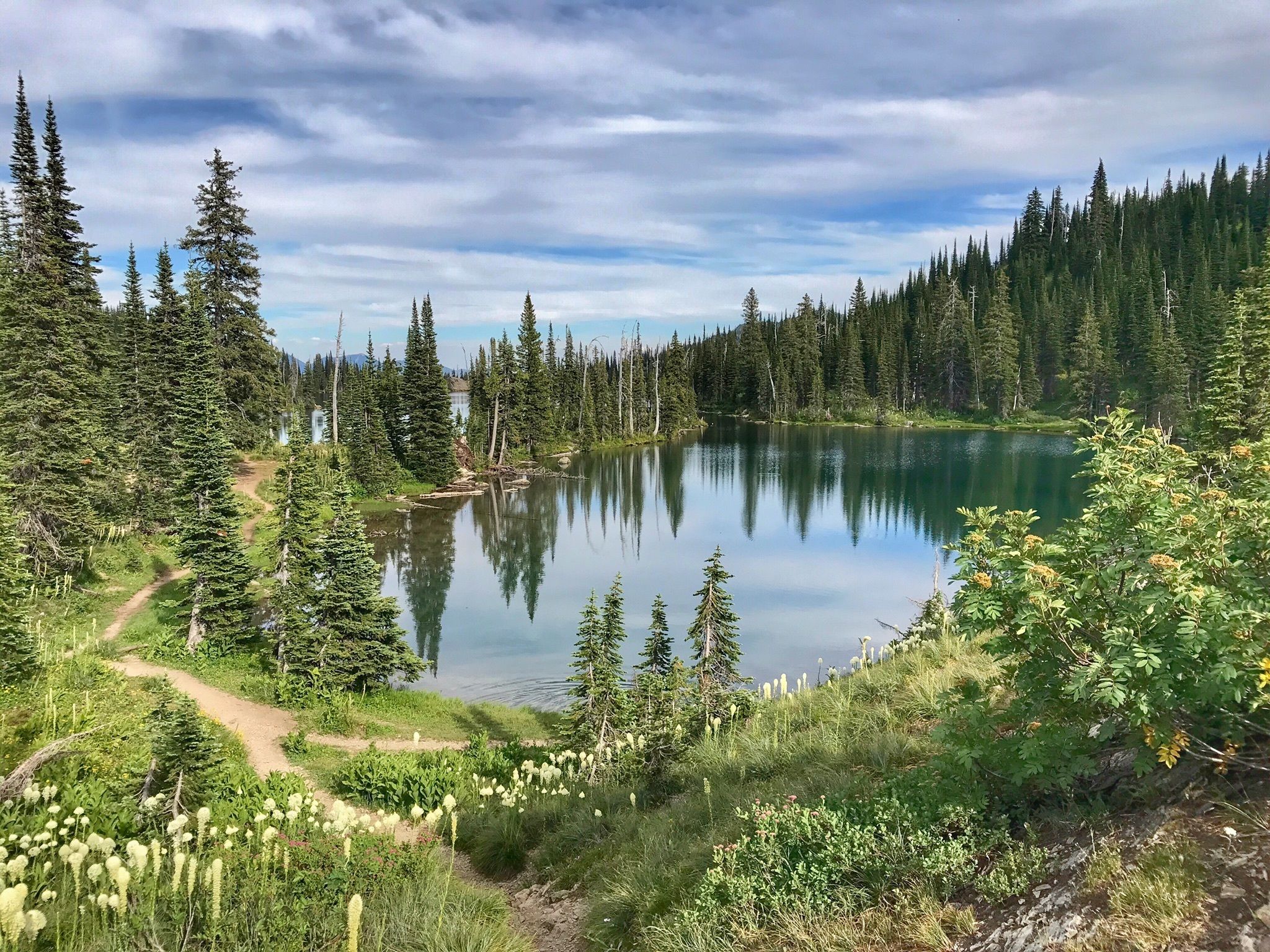 A Trail Full Of Mountain Views In The Jewel Basin Will Lead You To A ...