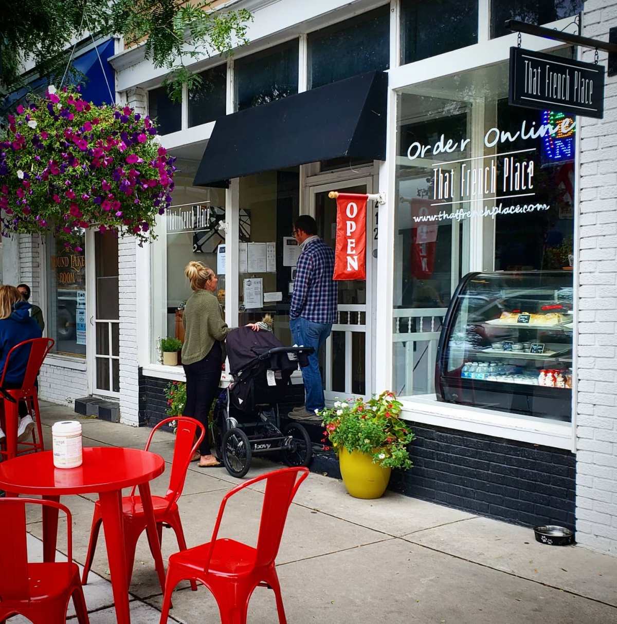 Dig Into Delicious French Cuisine At That French Place In Michigan