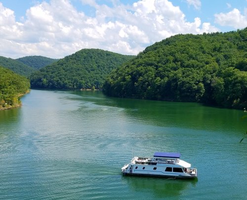 Rent A Houseboat On Sutton Lake, West Virginia For Your Next Vacation
