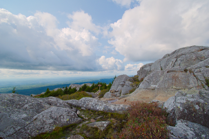 Explore 360 Degree Views On Mount Monadnock In New Hampshire
