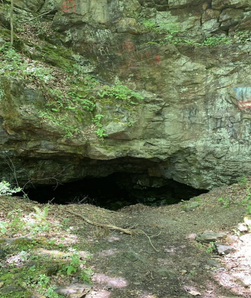 Marble Hill Ice Cave Is Easy Hike For Families In New Jersey