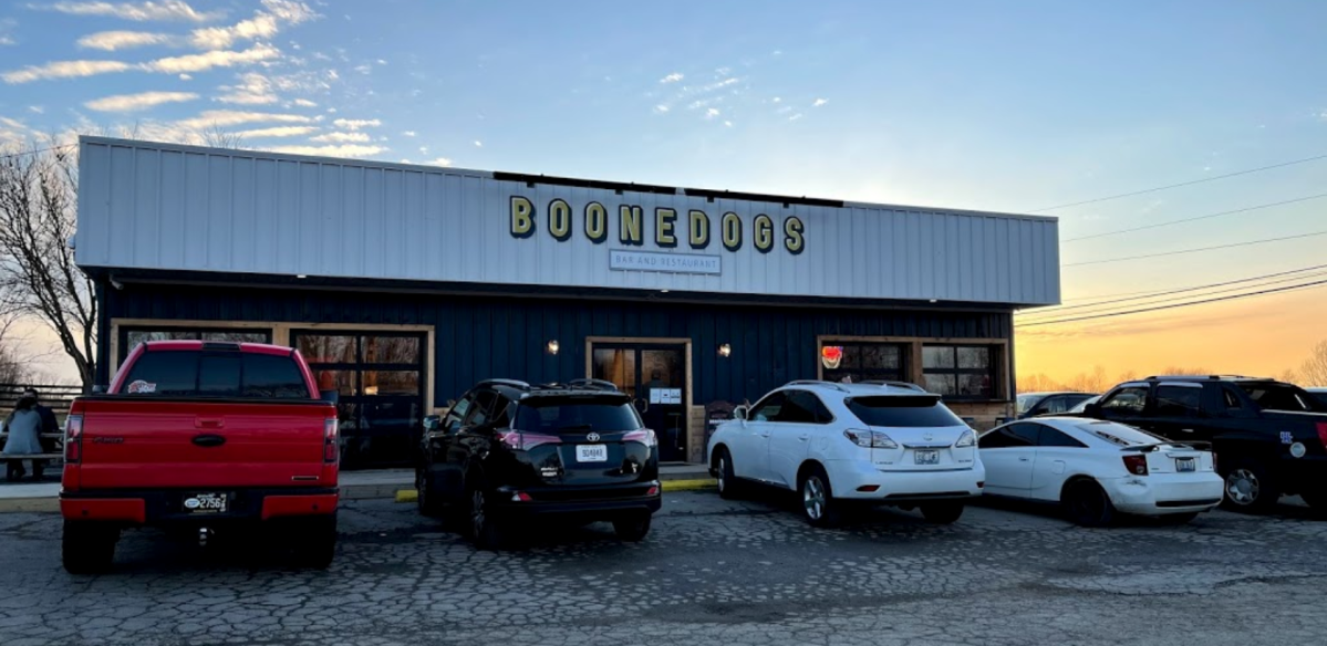 Boonedogs Serves Up Tasty Dressed Up, Gourmet Hot Dogs In Kentucky