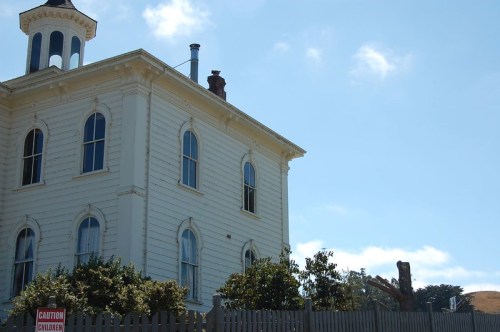 Kinton Is The Absolute Creepiest Ghost Town In Oregon